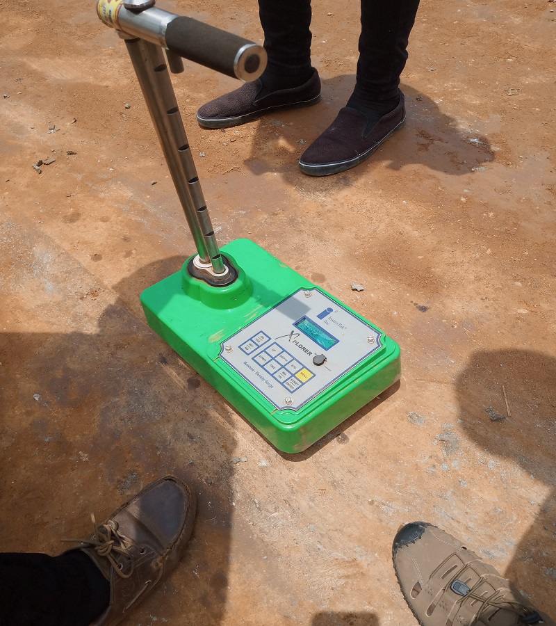 Nuclear density method of determining insitu density of soil